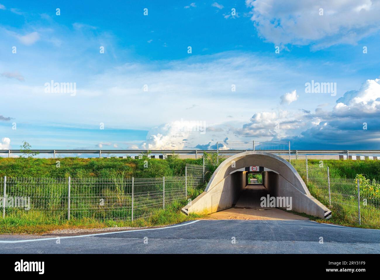 Tunnel under construction sign hi-res stock photography and images - Alamy