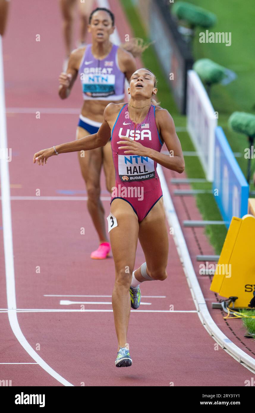 Anna Hall of the USA competing in the women’s 800m heptathlon at the ...