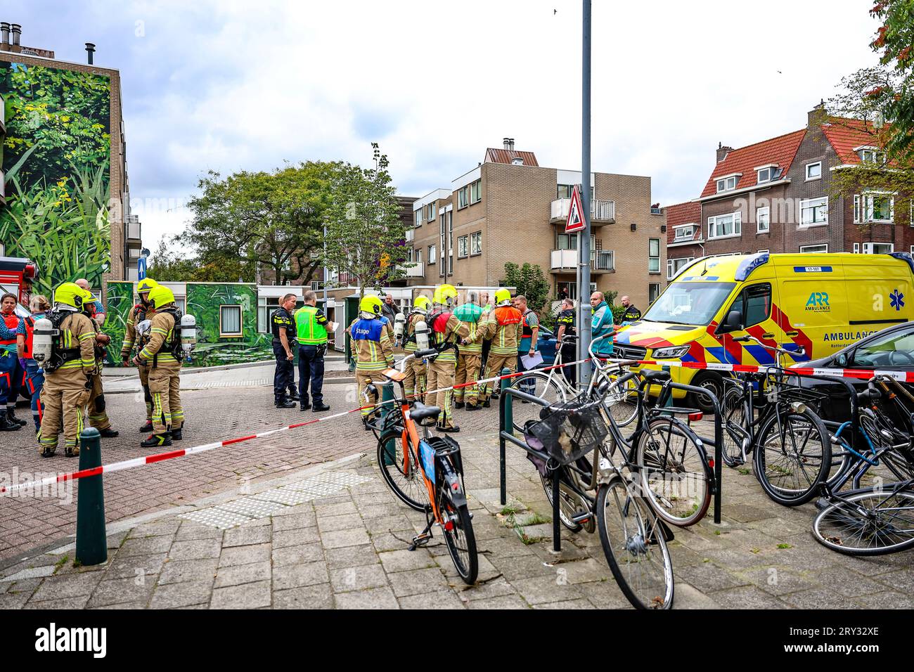 ROTTERDAM - Special units of the police and fire brigade at a fire in a ...