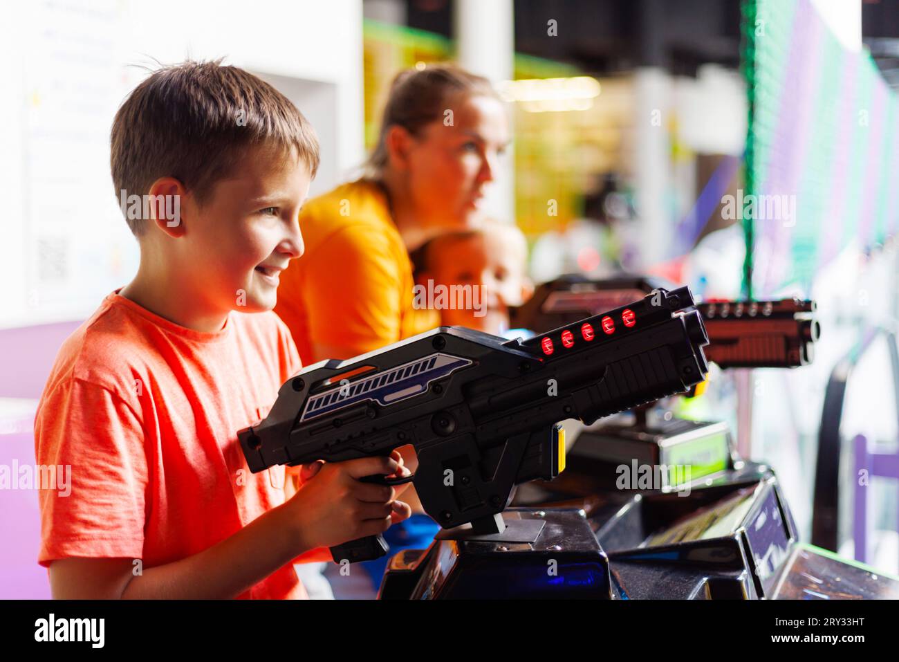 Children playing machines hi-res stock photography and images - Alamy