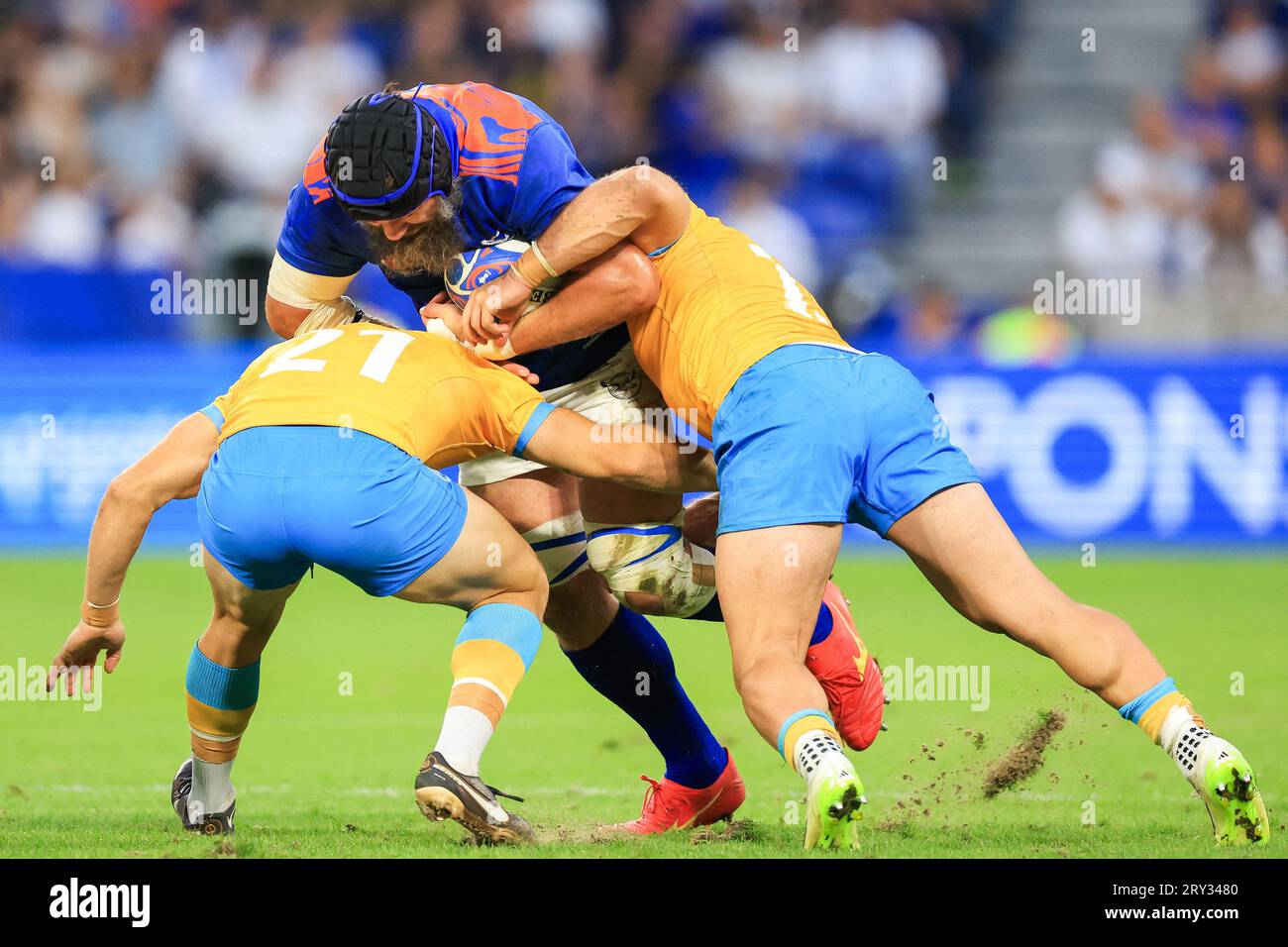 Lyon, France. 27th Sep, 2023. Agustin Ormaechea #21 of Uruguay, Pieter ...