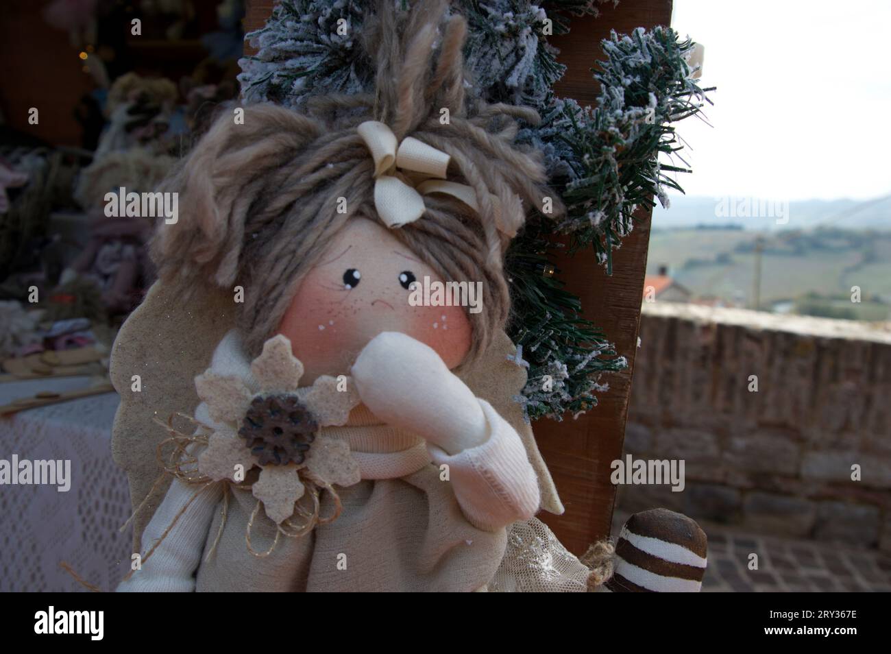 Bambola di pezza hi-res stock photography and images - Alamy