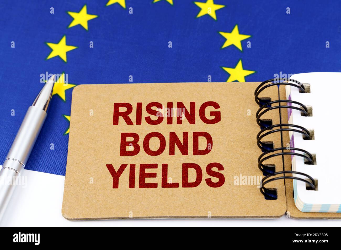 Rising bond yields hi-res stock photography and images - Alamy
