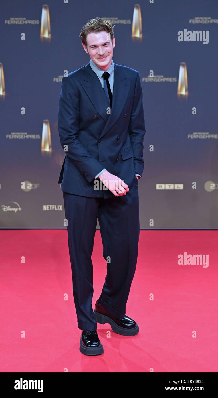 Cologne, Germany. 28th Sep, 2023. Philip Froissant comes to the ...