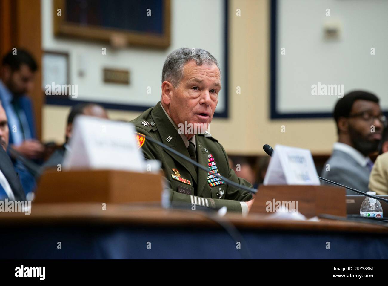U s space command commander hi-res stock photography and images - Alamy