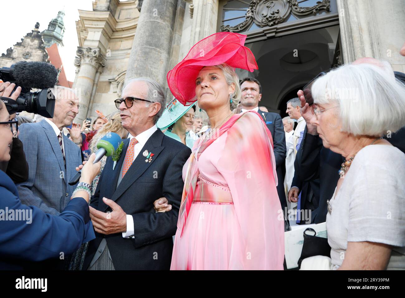 Alexander Prinz von Sachsen Herzog zu Sachsen und Ewa de Saporta nach ...