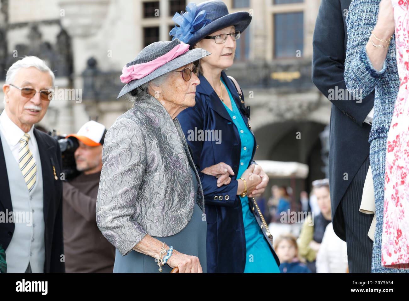 Thomas KORNIS Graf von Göncz-Ruszka und Therese Prinzessin von Bayern ...