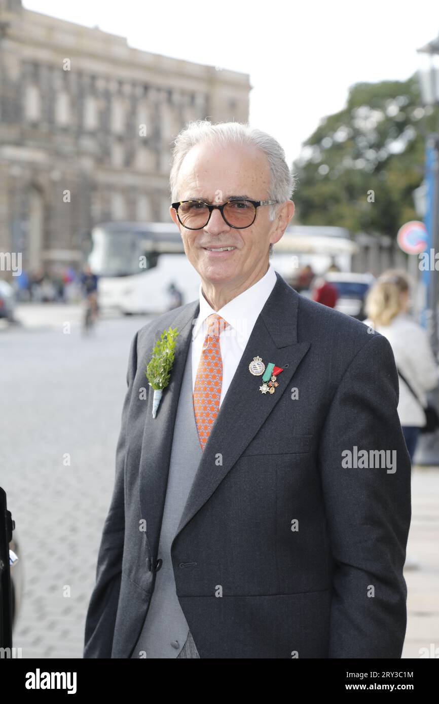 Alexander Prinz von Sachsen Herzog zu Sachsen beim Sektempfang ...