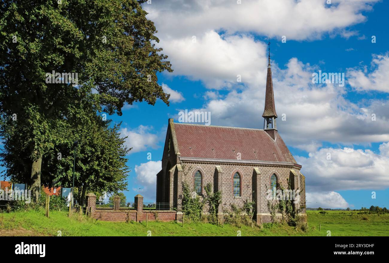 Beautiful old dutch chapel in idyllic rural landscape - Ohe en Laak ...