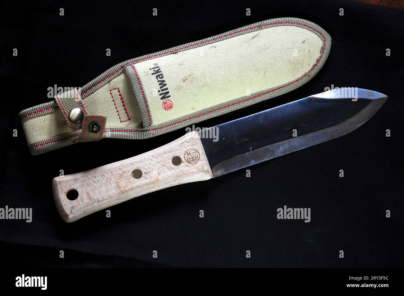 Japanese sheath knife for outward bound or bush wacking Stock Photo - Alamy