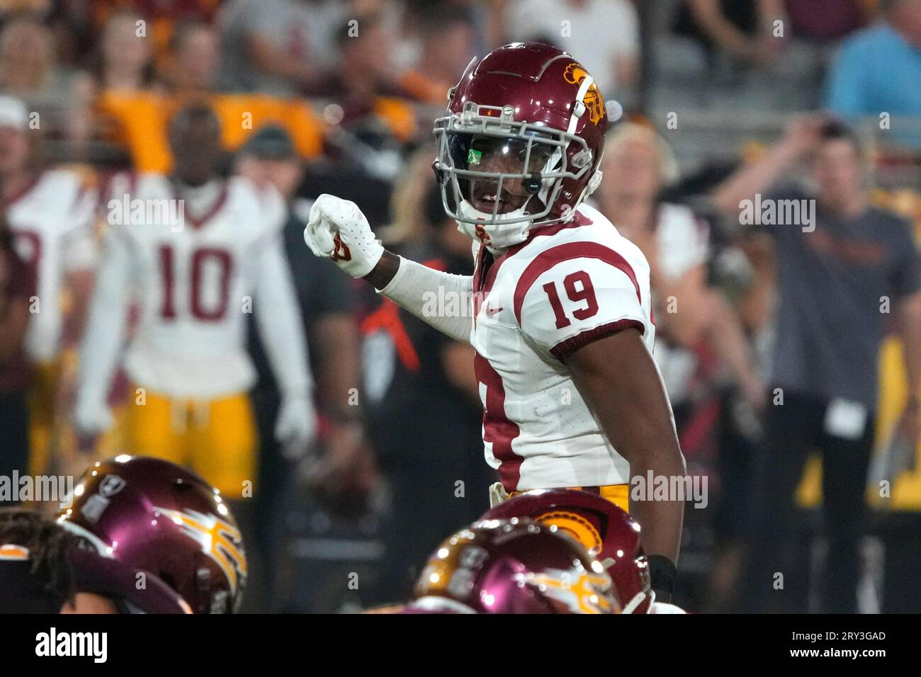 Southern California safety Jaylin Smith (19) in the first half during ...