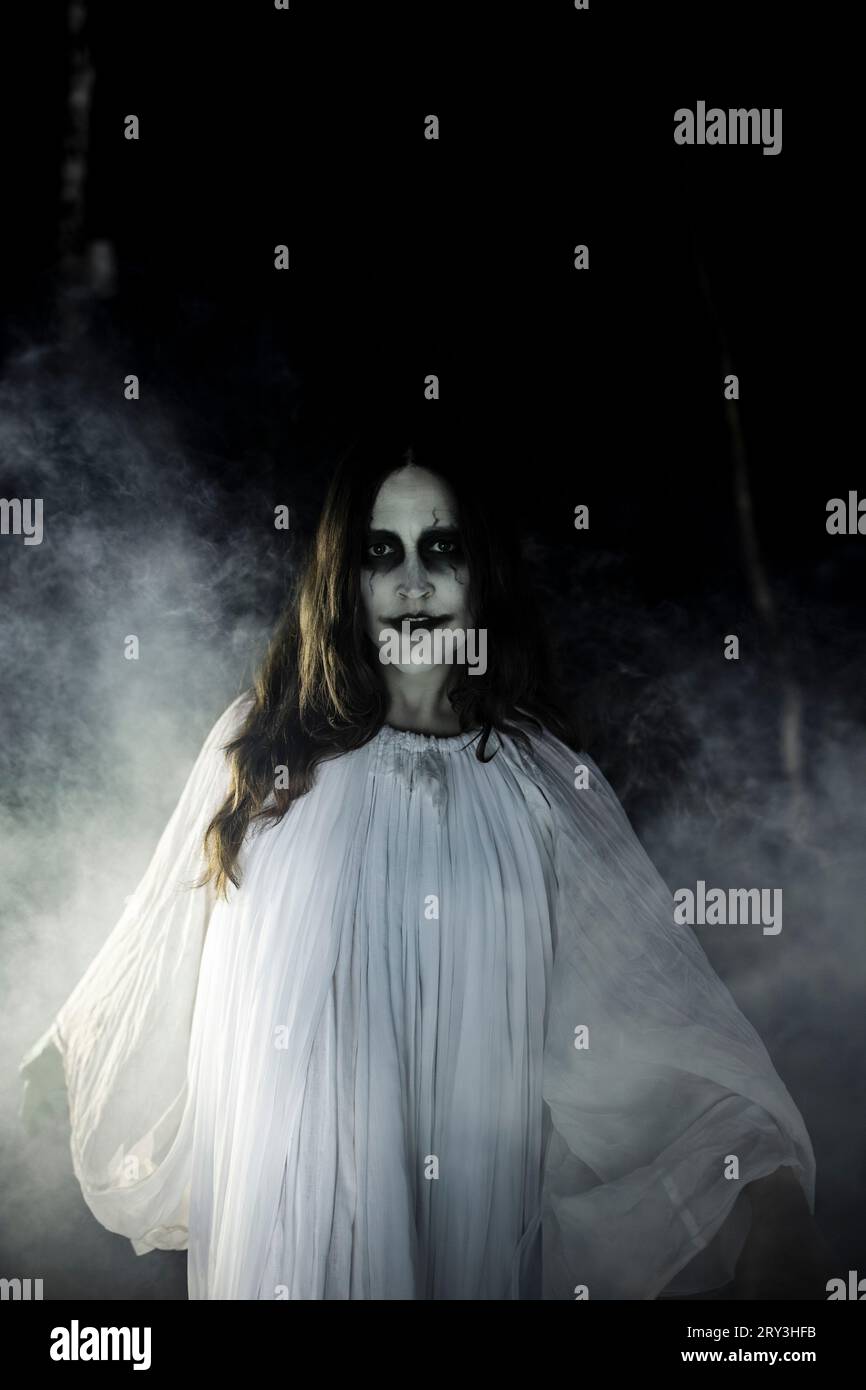 Smoke mystery character hi-res stock photography and images - Alamy