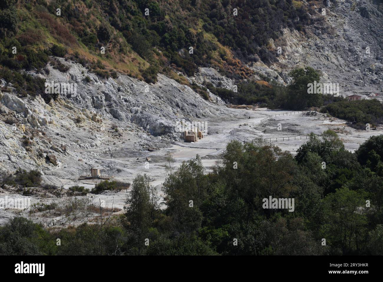 Seismic phenomenon in the Campi Flegrei 09/28/2023 Naples, Earthquake ...