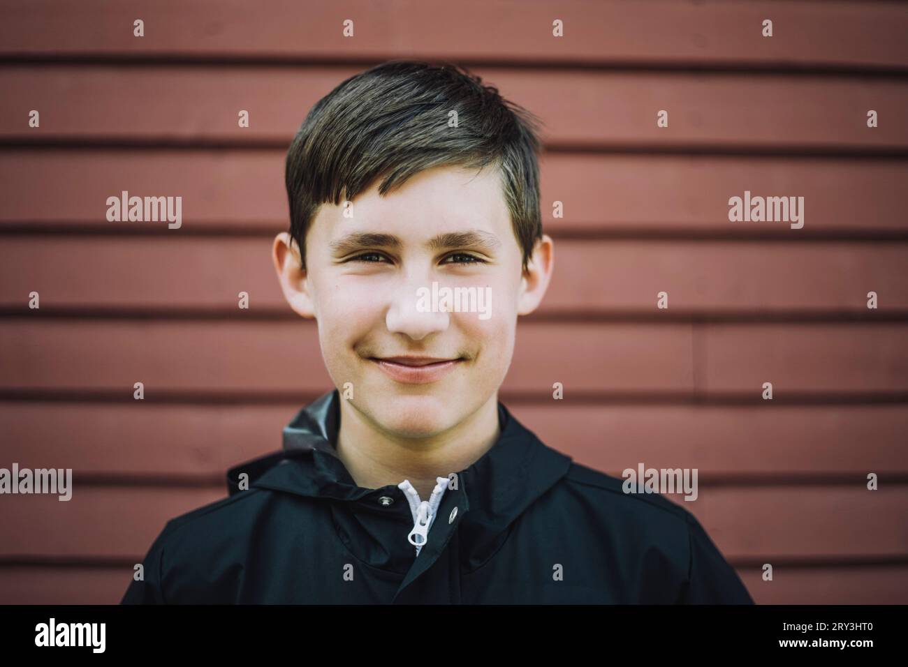 Boy with brown hair hi-res stock photography and images - Alamy