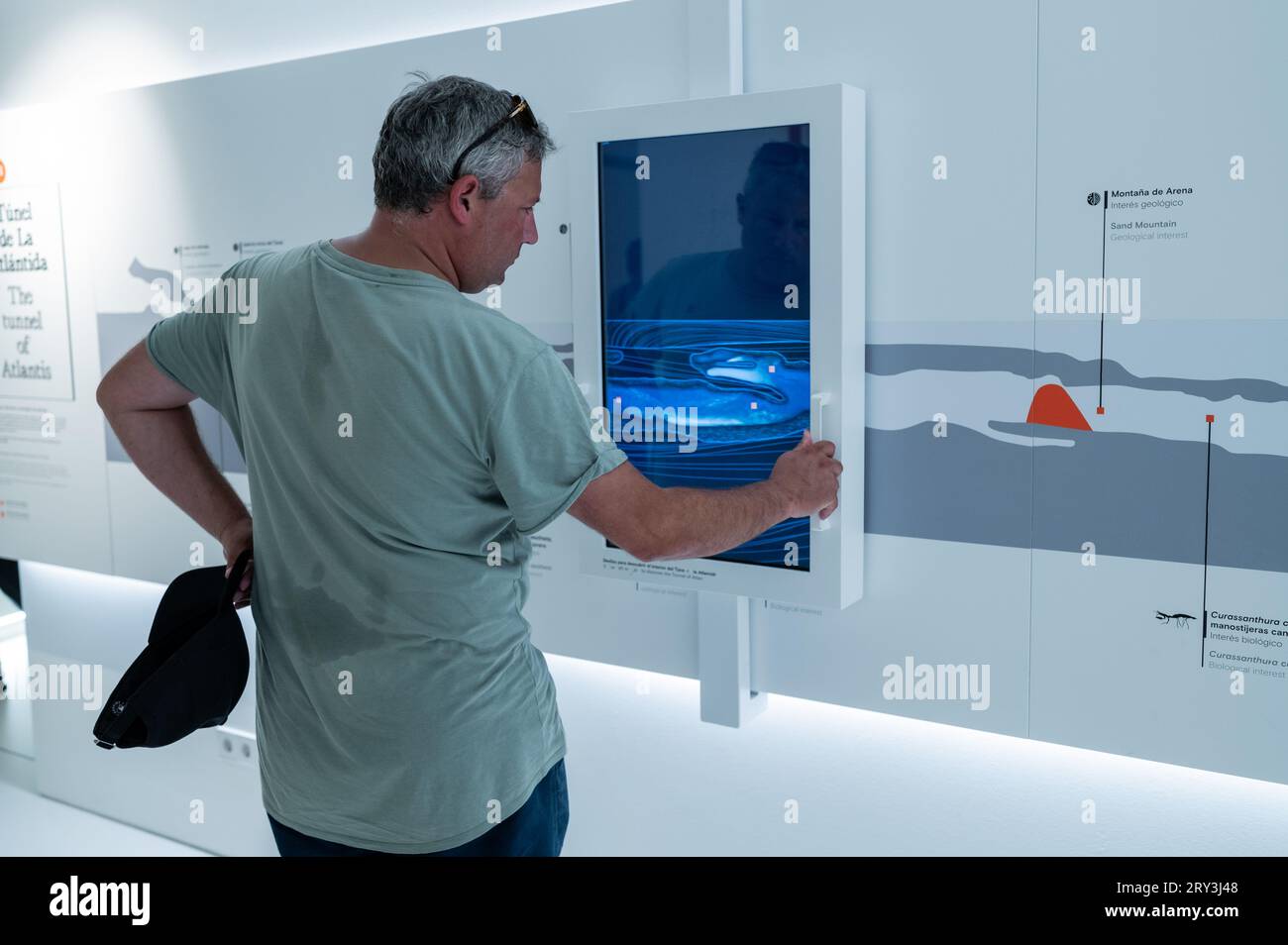 La Casa de los Volcanes (Volcanoes House) museum at Jameos del Agua ...