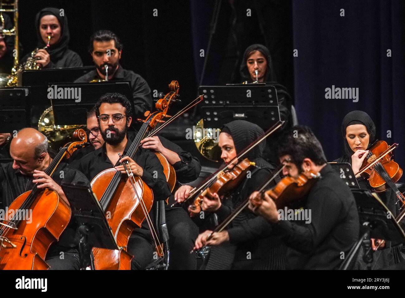 Tehran Symphony Orchestra performance On Wednesday evening, Tehran ...