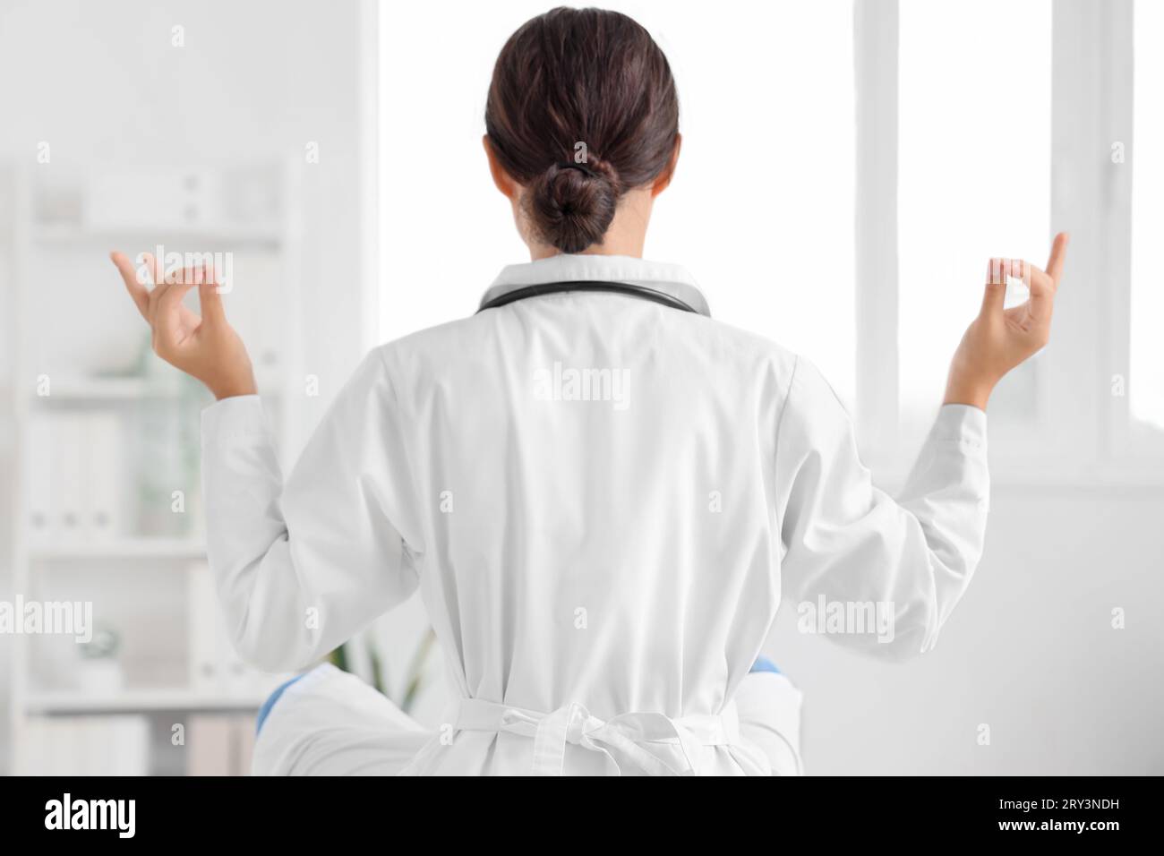 Doctor meditating hi-res stock photography and images - Alamy