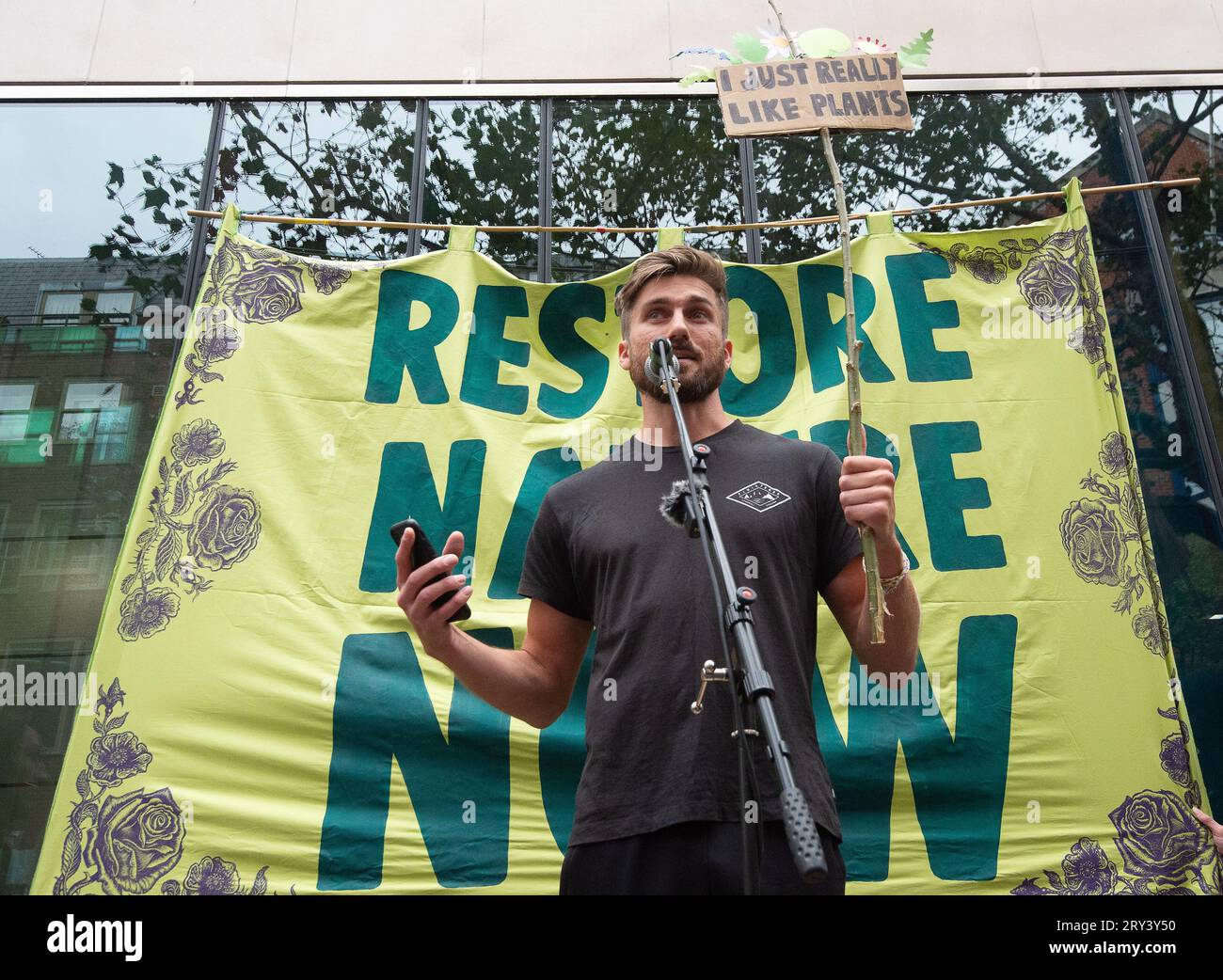 London, UK. 28th September, 2023. Representatives from more than 40 ...