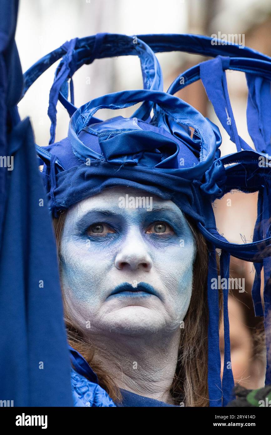 London, UK. 28th September, 2023. Silent mime artists, Extinction ...