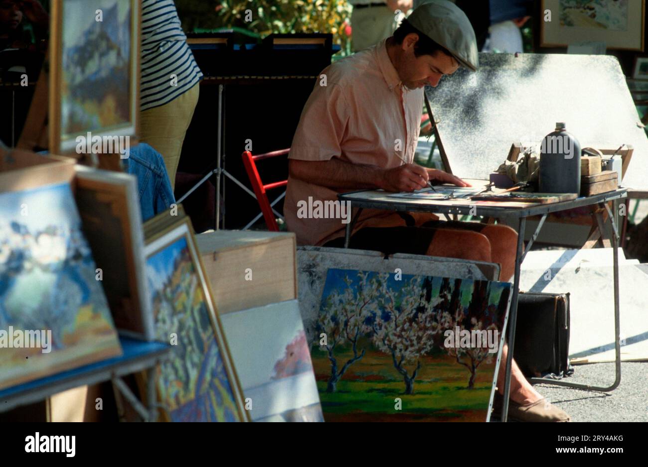 Painter at work, Gordes, Vaucluse, Provence, Southern France, painter ...