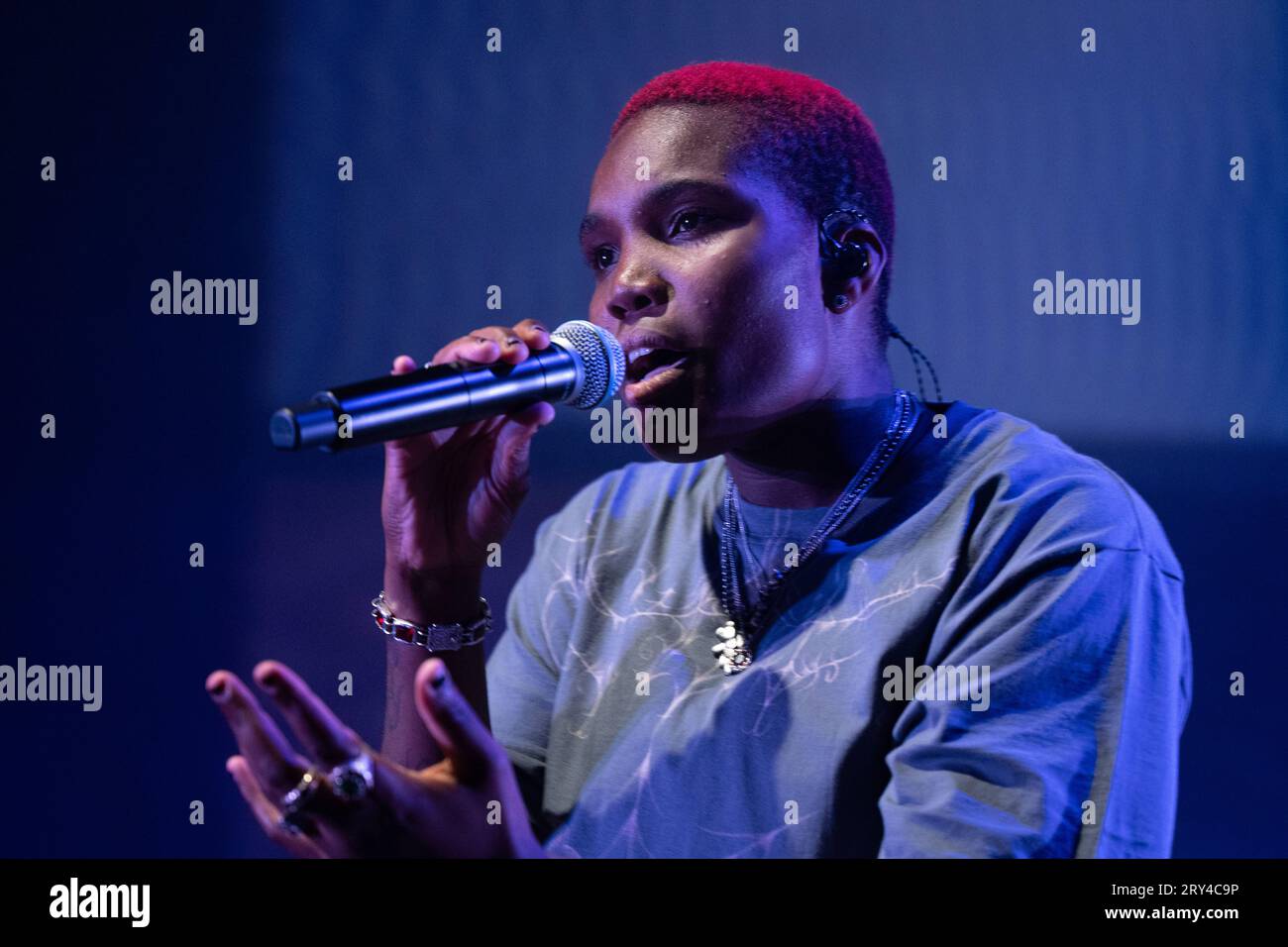 Arlo Parks Performing in London Singer Arlo Parks performing at Eventim ...