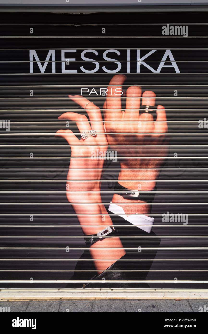 Messika paris hi-res stock photography and images - Alamy