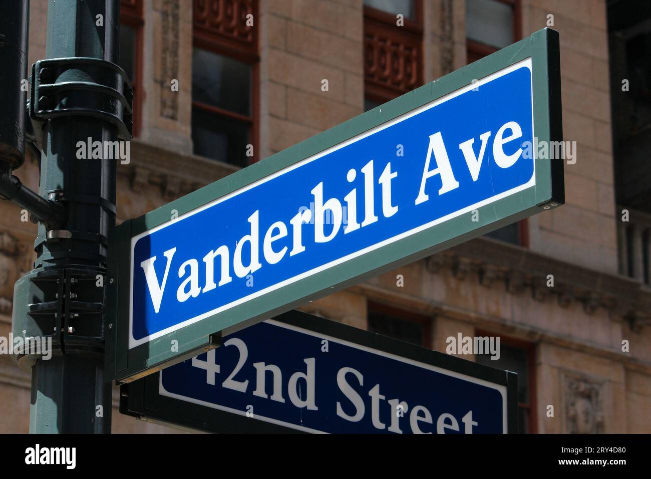 New York City street - Vanderbilt Avenue sign in Manhattan Stock Photo ...
