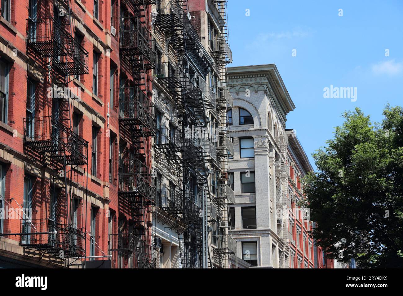 SoHo neighborhood in New York. Old architecture Stock Photo - Alamy