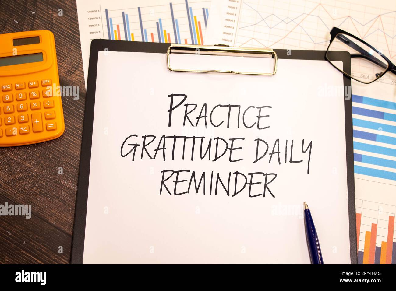 Practice gratitude daily reminder - inspirational handwriting on a ...
