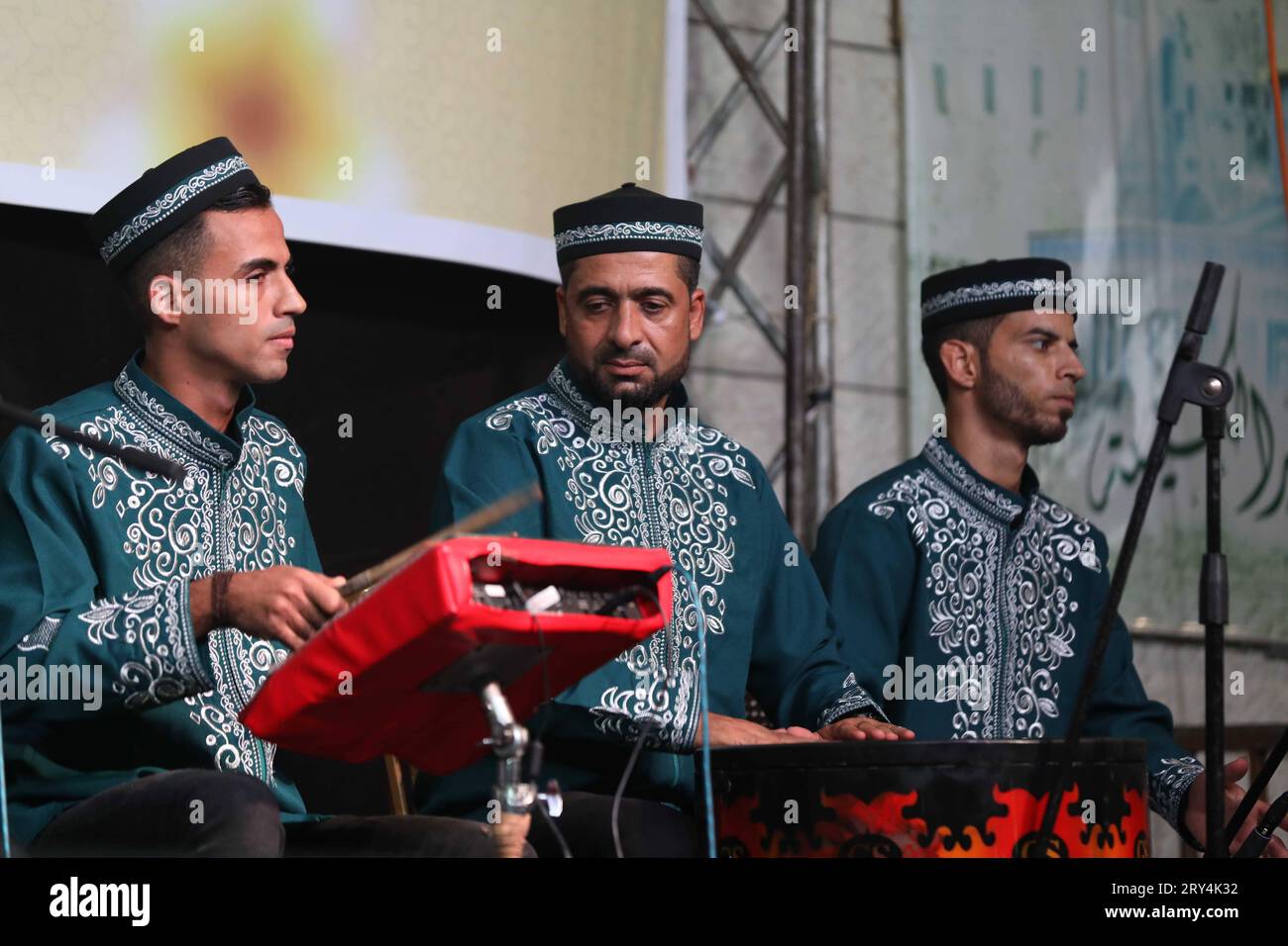 Middle East News/Gaza/Palestinian Territories Palestinians celebrate ...