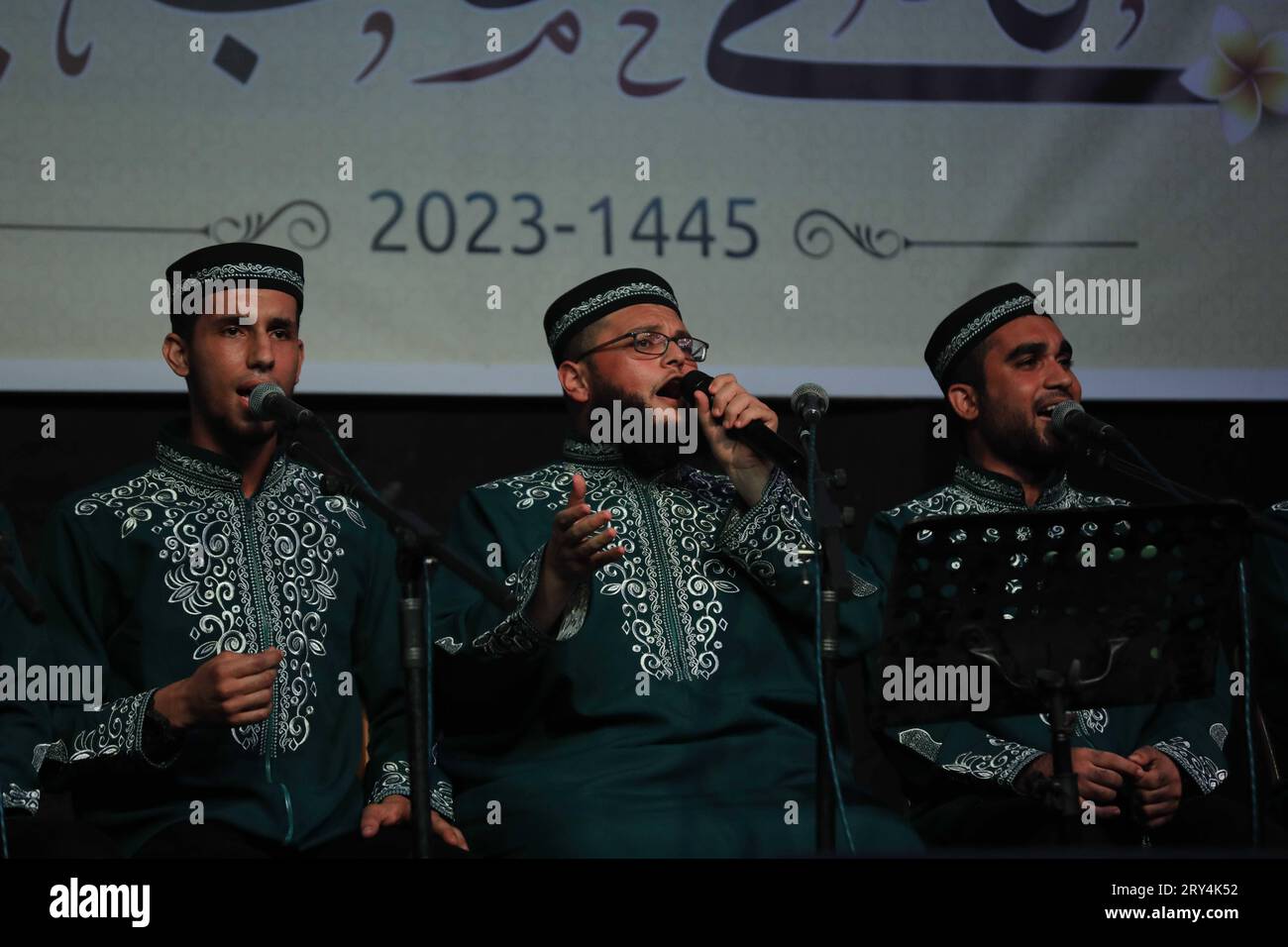 Middle East News/Gaza/Palestinian Territories Palestinians celebrate ...