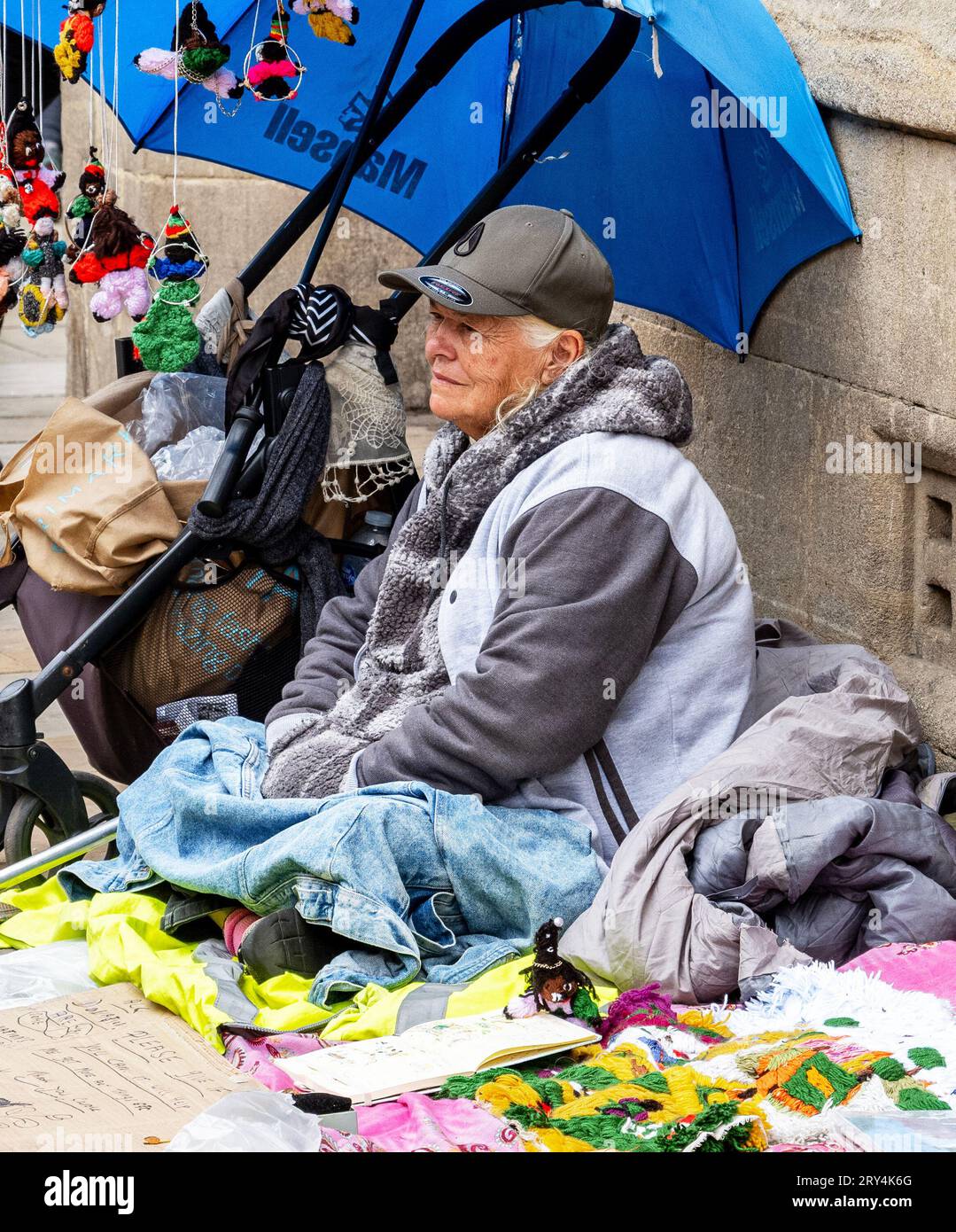 Homeless oxford street hi-res stock photography and images - Alamy