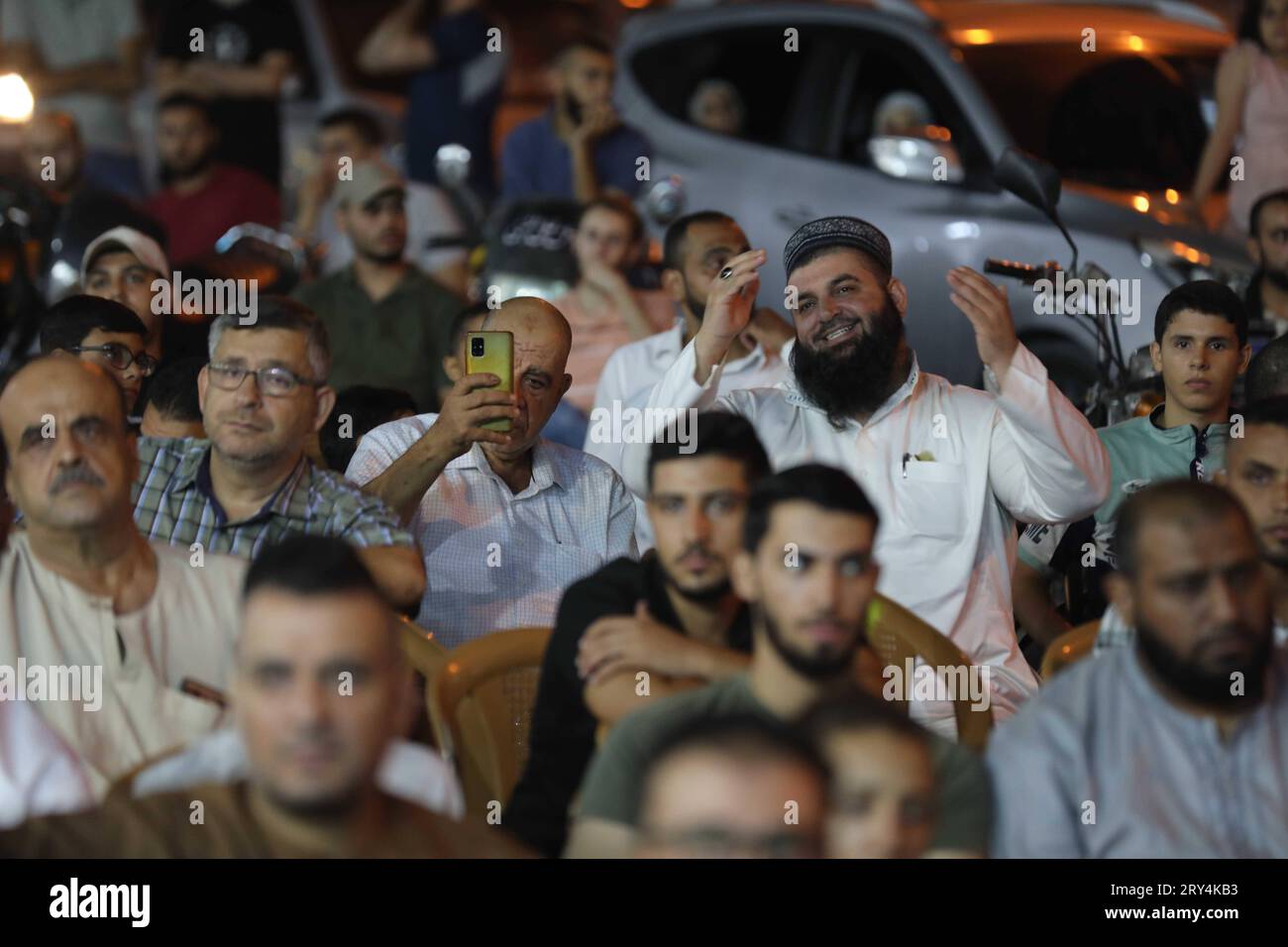 Middle East News/Gaza/Palestinian Territories Palestinians celebrate ...