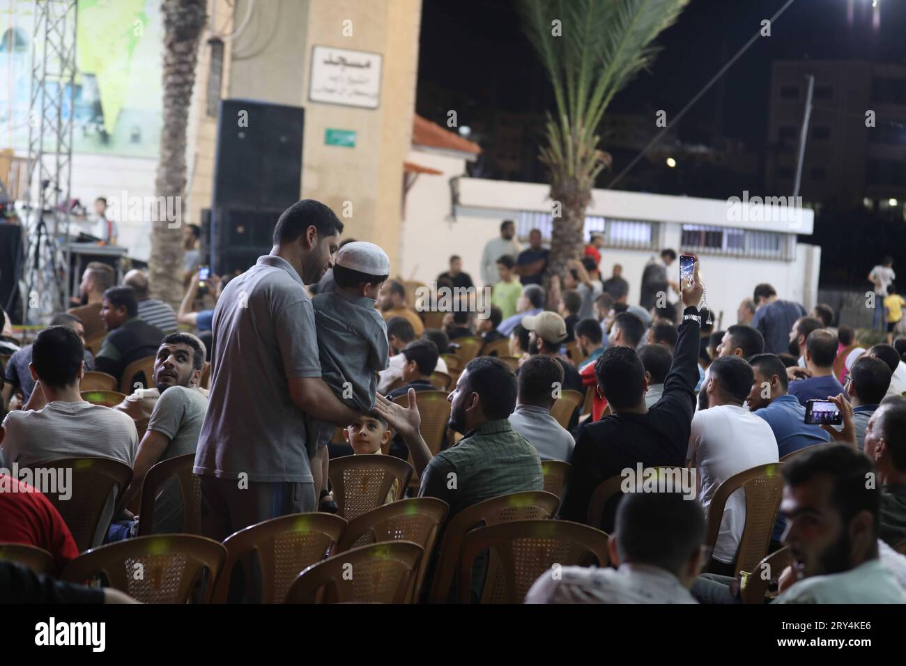 Middle East News/Gaza/Palestinian Territories Palestinians celebrate ...