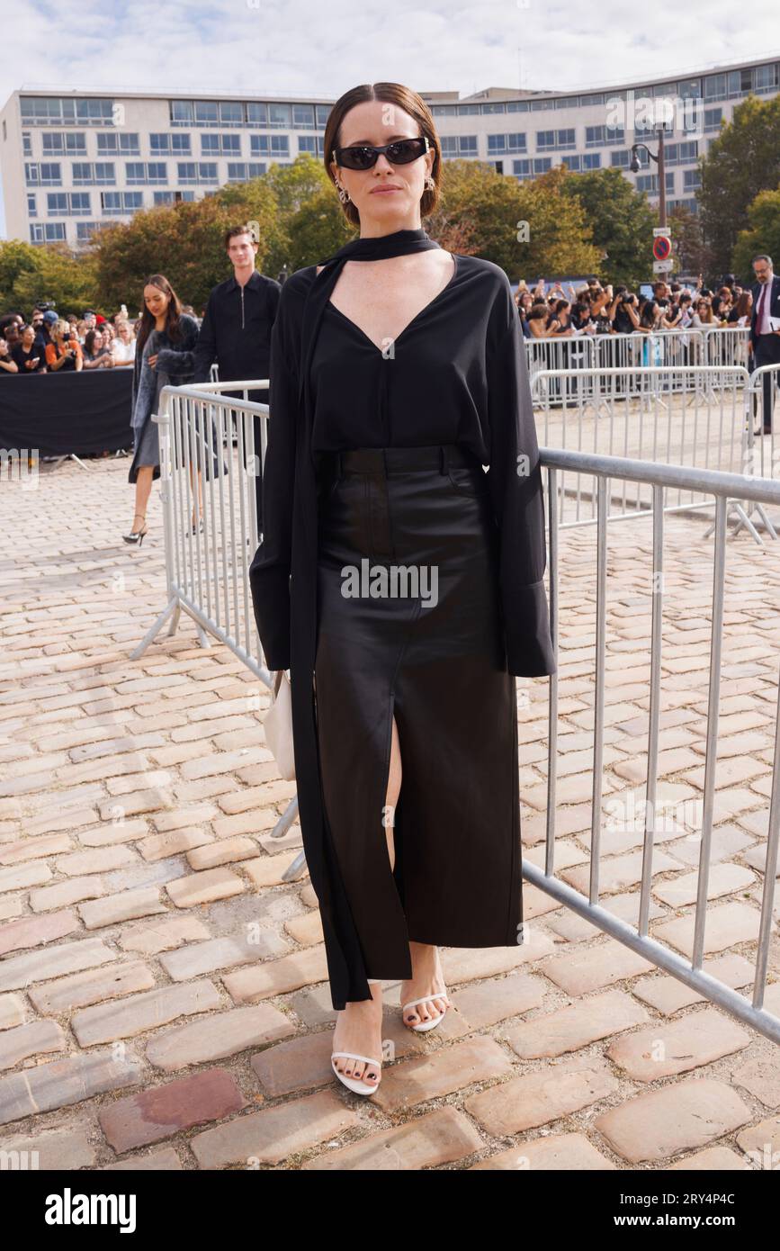 Claire Foy arrives for the Givenchy Spring/Summer 2024 womenswear ...