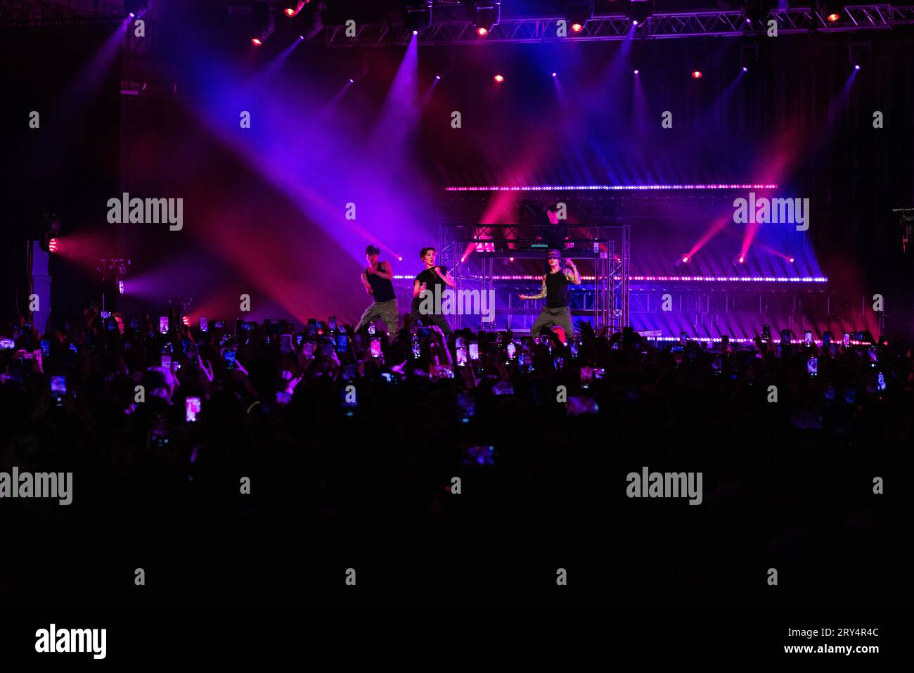 Korean ikon hi-res stock photography and images - Alamy