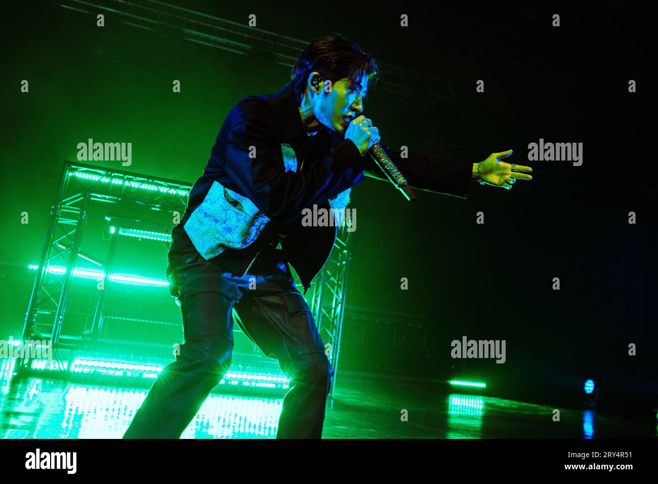 Ikon k pop hi-res stock photography and images - Alamy