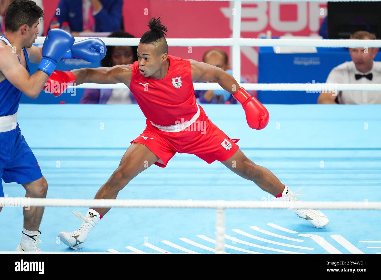 Hangzhou, China. 28th Sep, 2023. Sewon Okazawa (JPN) Boxing : Men's ...