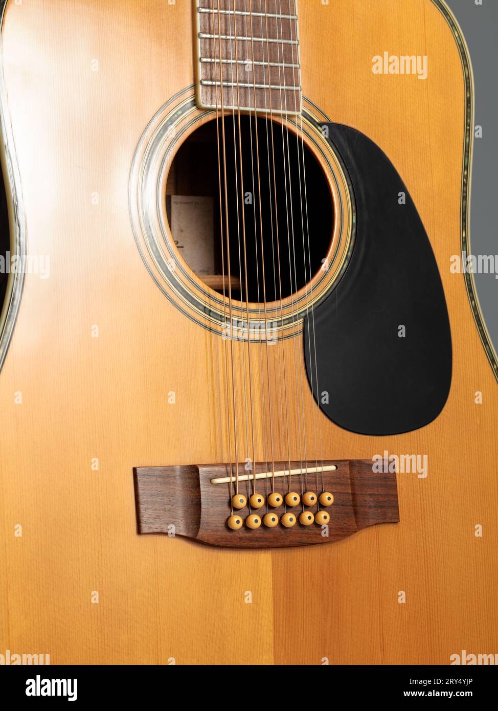 Close-up of Joodee acoustic 12-string guitar body Stock Photo - Alamy