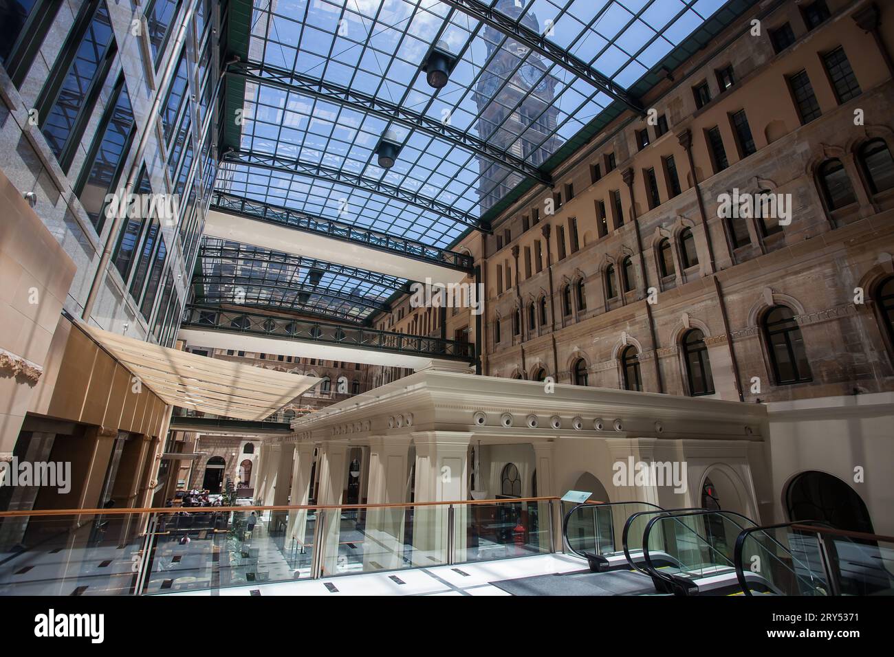 Gpo building heritage listed hi-res stock photography and images - Alamy