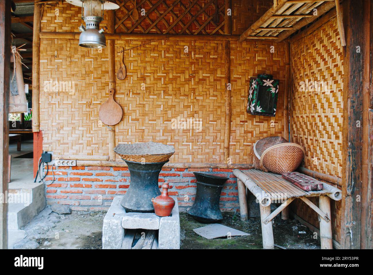 Traditional Indonesian specifically Javanese kitchen Stock Photo - Alamy