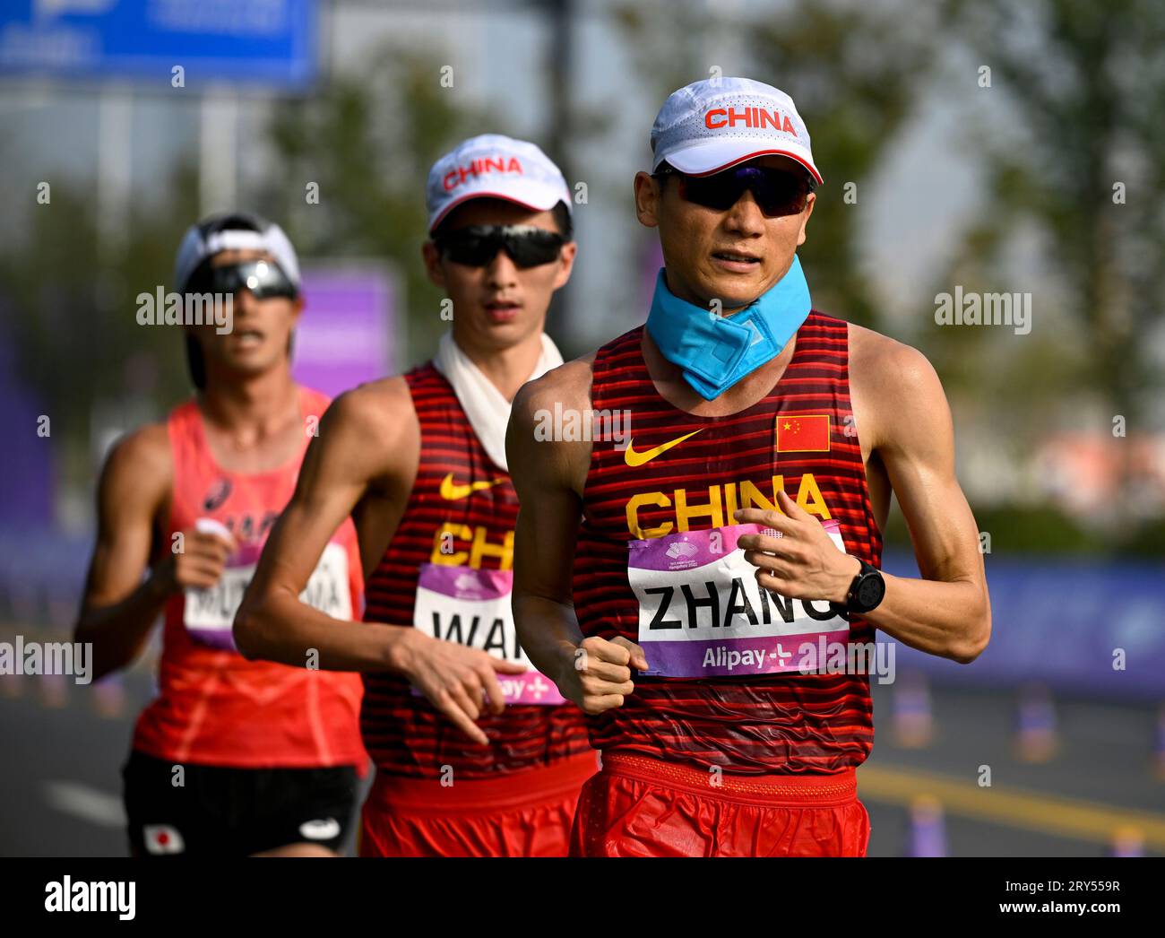 Hangzhou, China's Zhejiang Province. 29th Sep, 2023. Zhang Jun (R ...