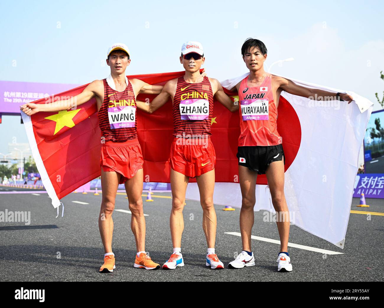 Hangzhou, China's Zhejiang Province. 29th Sep, 2023. Gold medalist ...
