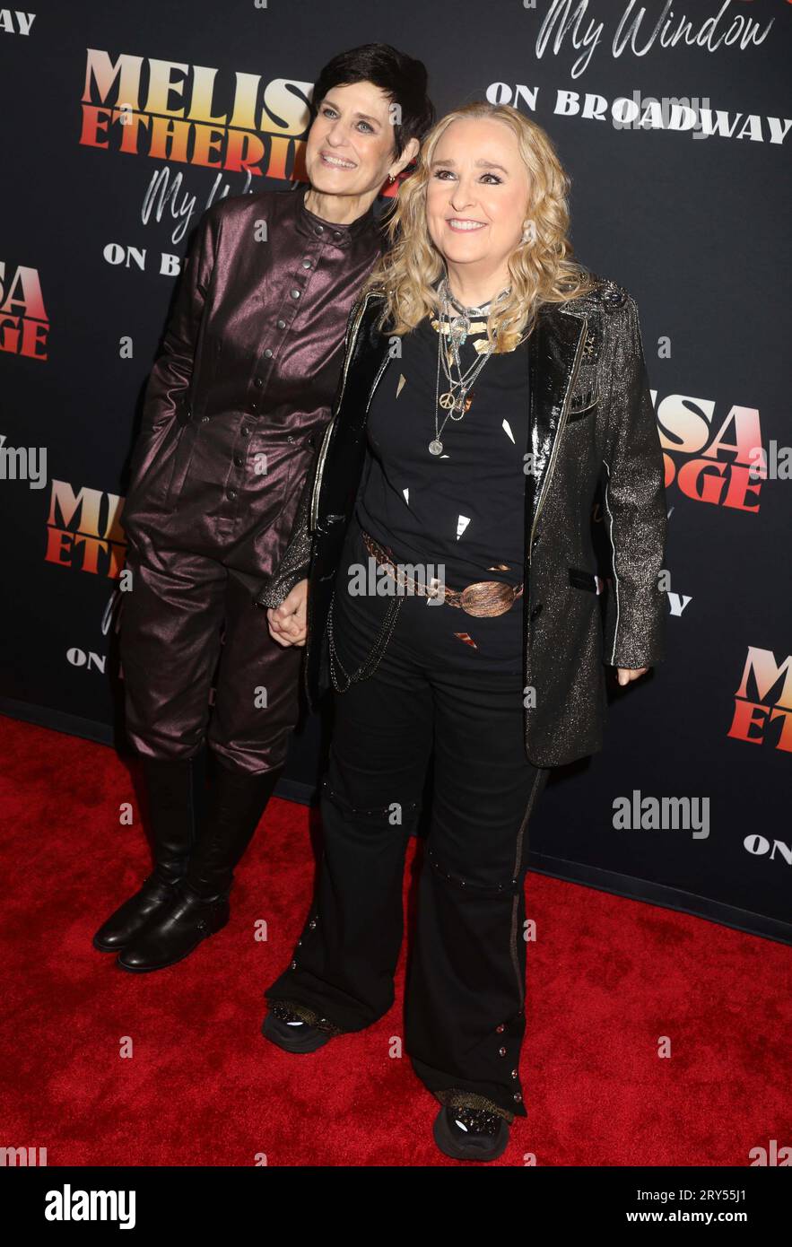 September 28, 2023, New York, New York, USA: LINDA WALLEM and singer ...