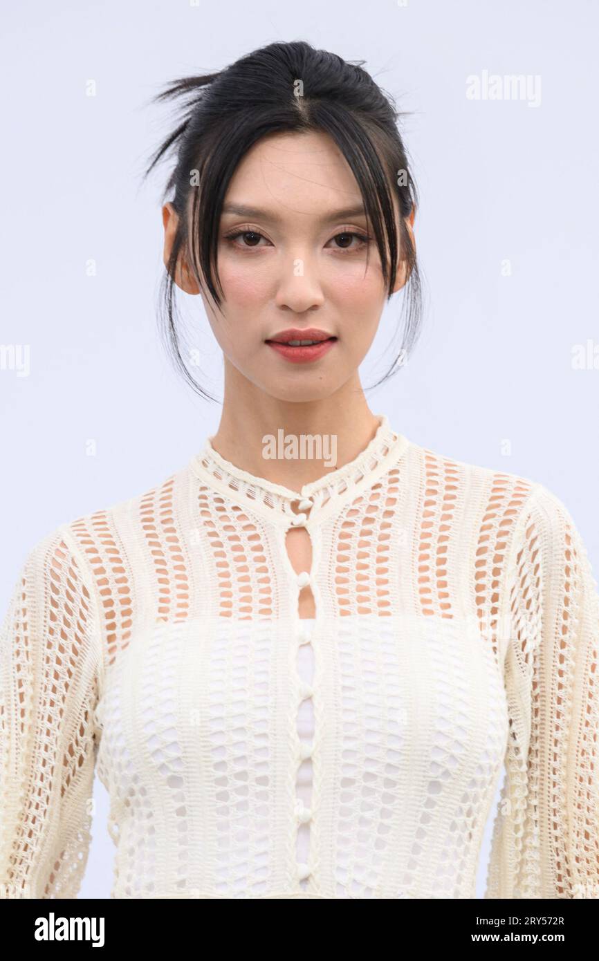 Louise wong hi-res stock photography and images - Alamy