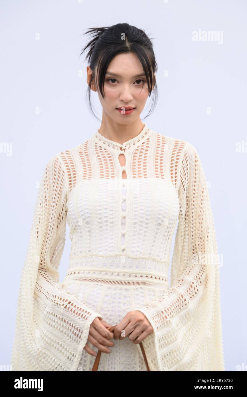 Louise wong hi-res stock photography and images - Alamy