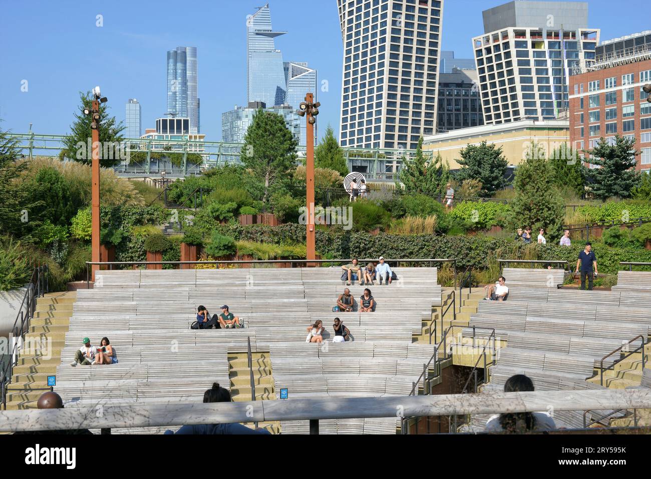 Little Island is on Hudson River Park, Pier 55 in Manhattan, New York ...