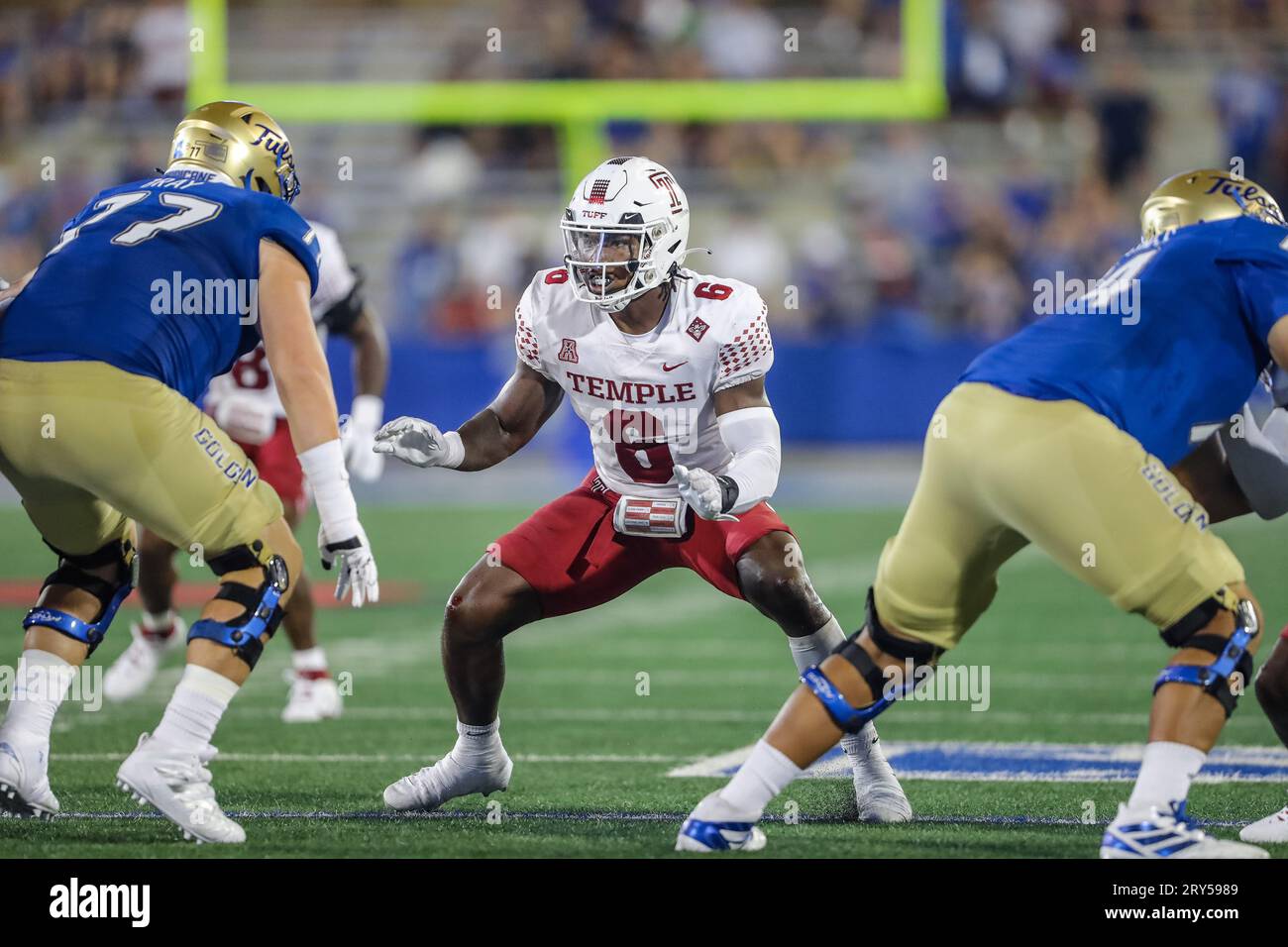 September 28, 2023:.Temple Owls linebacker Jordan Magee (6) tries to ...