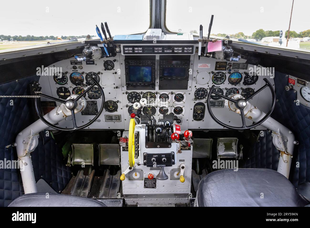 The Flagship Detroit A Restored 1937 Douglas DC 3 Aircraft Visited