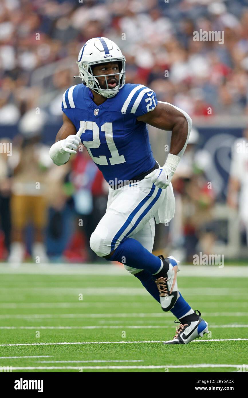 Indianapolis Colts running back Zack Moss (21) during an NFL football ...